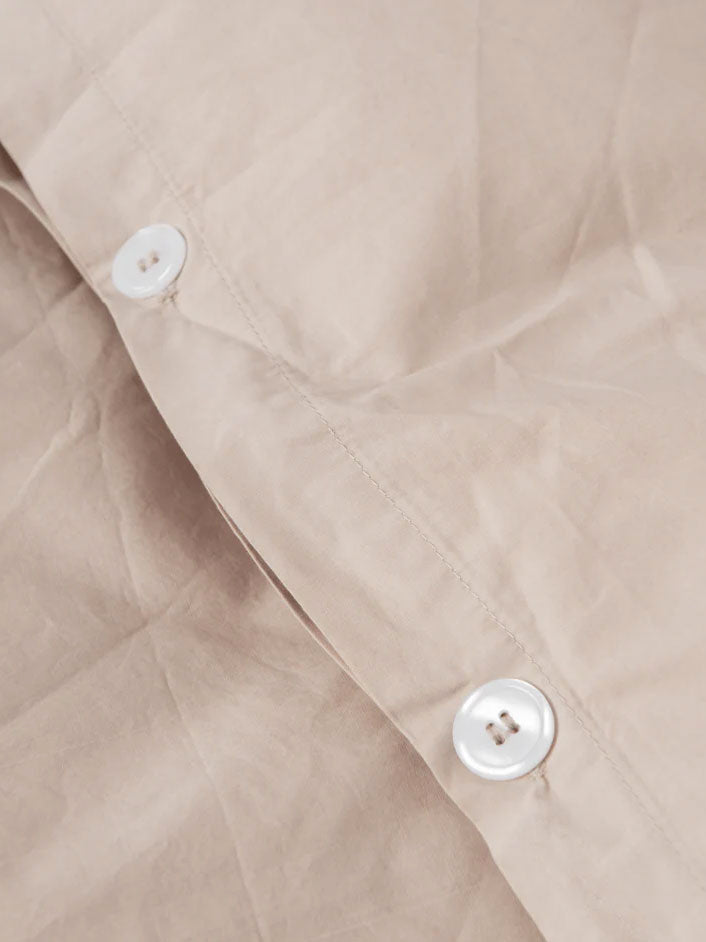 Sengetøj fra Studio Feder, voksen l Beige – my copenhagen kid